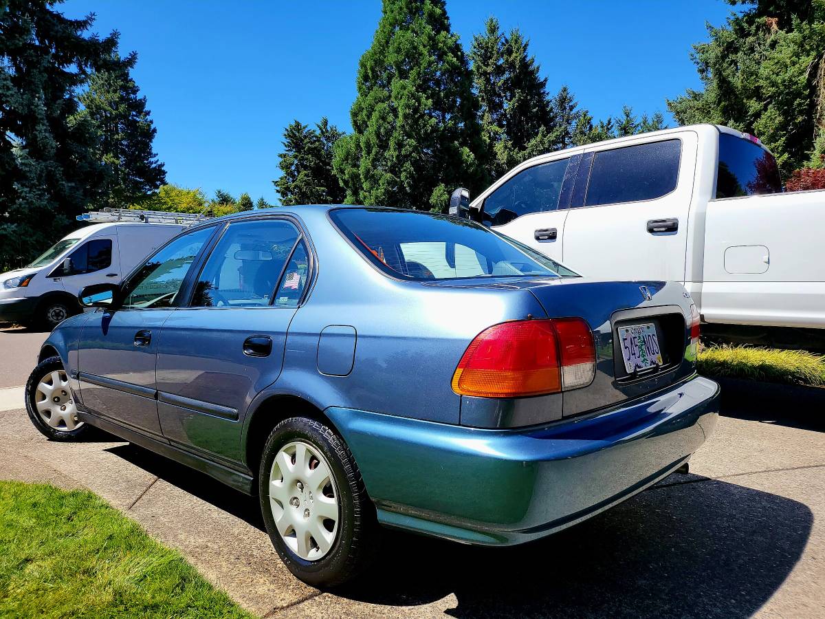 Used 1998 Honda Civic LX for Sale | Well-Maintained Sedan